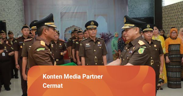 Jabatan Wakil Kepala Kejaksaan Tinggi Maluku Utara Resmi Berganti ... Jabatan Wakil Kepala Kejaksaan Tinggi Maluku Utara Resmi Berganti ...